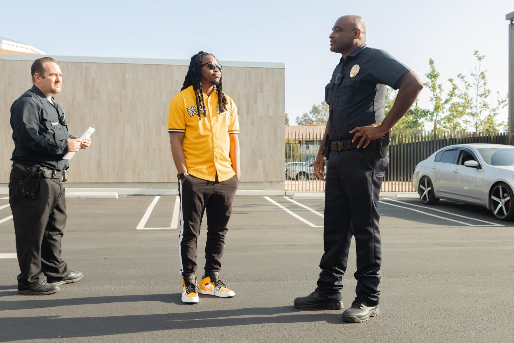 7 Best Shoes For Security Guards Of 2024 - Shoe Practitioner